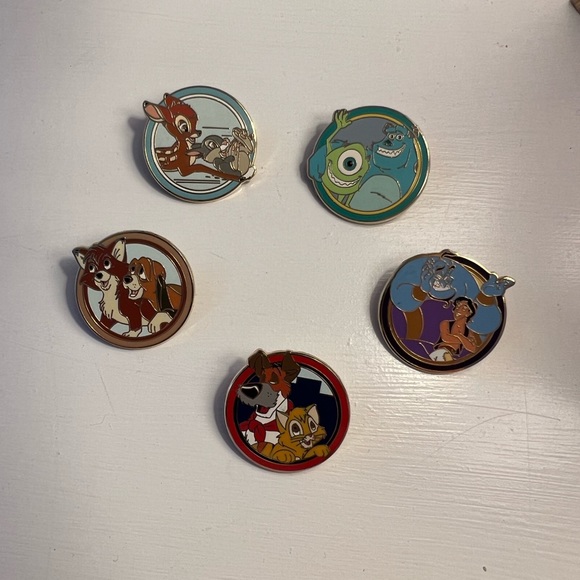 Disney | Other | Disney Mystery Pin Set World Of Disney Best Friends ...